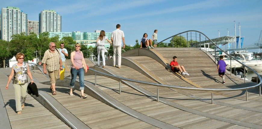 MFS-The Many Faces of Art and Design: THE SIMCOE 'WAVE DECK' OF TORONTO