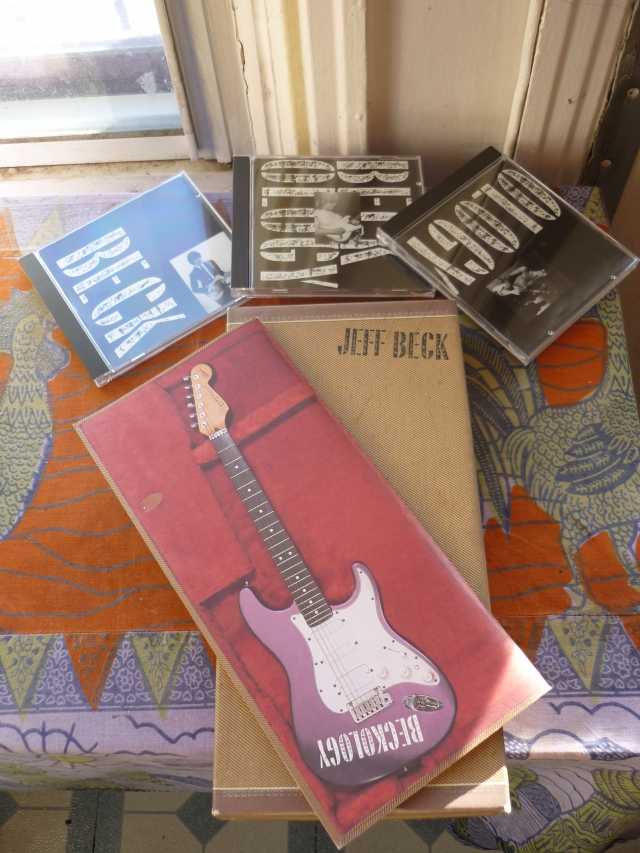 BOX SET COLLECTIONS: Jeff Beck : Beckology ( 3 CDs )