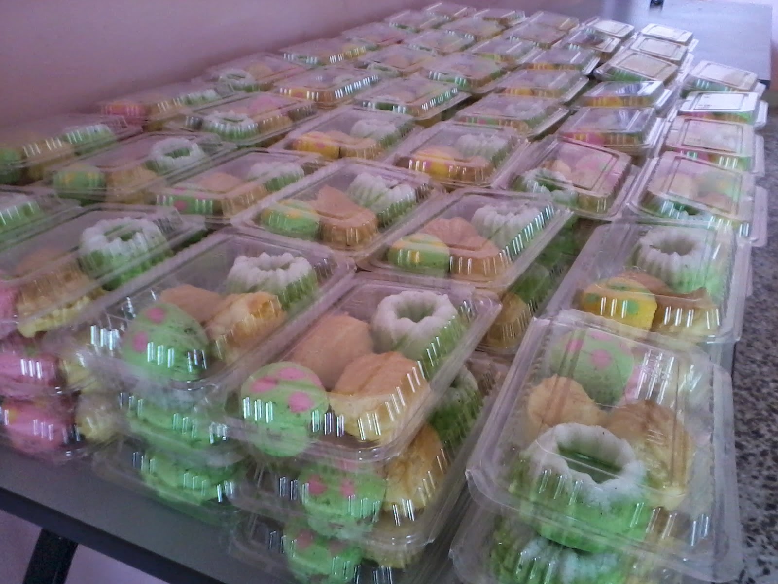 Kuih-muih Packing