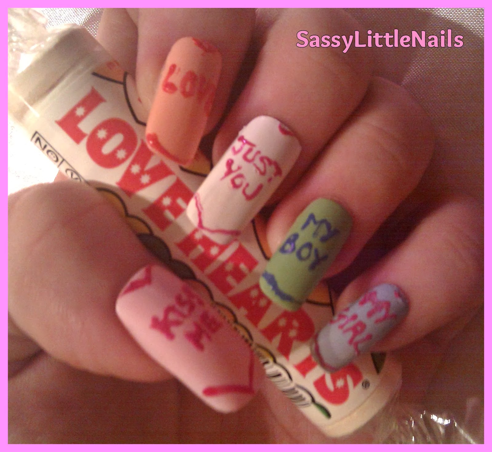 SassyLittleNails: Love Heart sweets nails