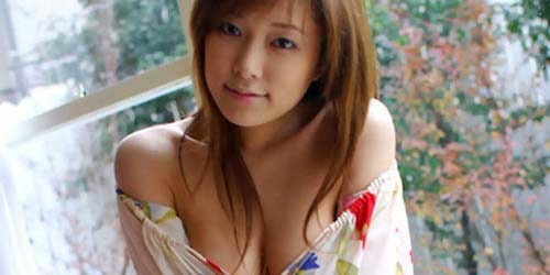 Bintang Porno Jepang yang Paling Cantik - Berjambang