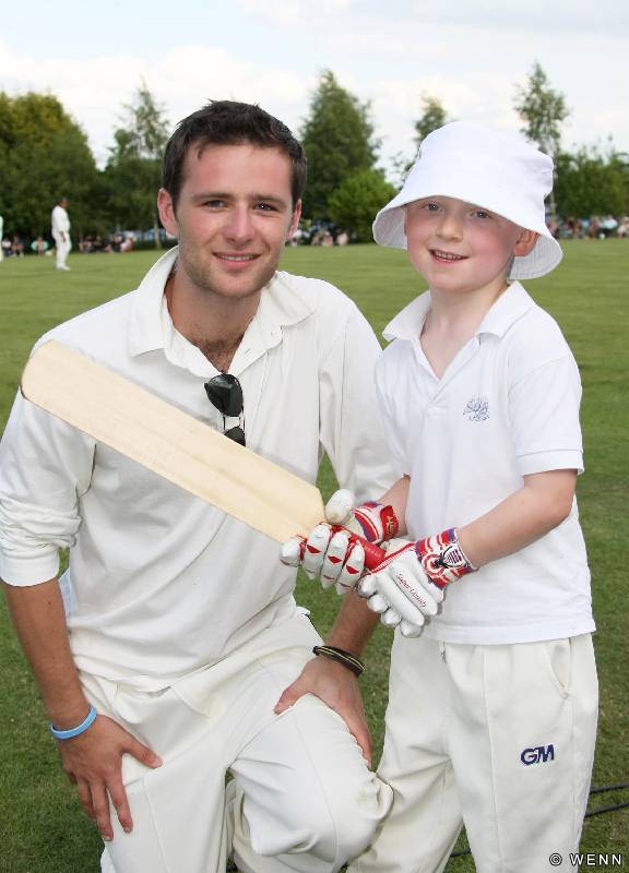 My Music Heroes: June 2012