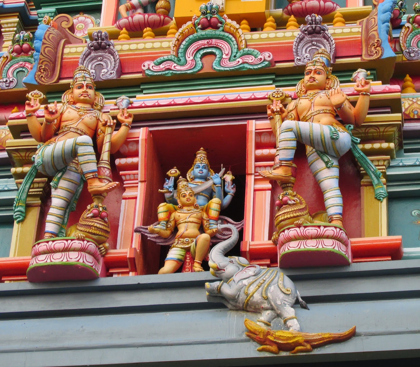 Athalanallur Aadi Moolam Gajendra Varadan Temple