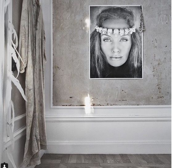 Home tour of Swedish photographer Hannah Lemholt