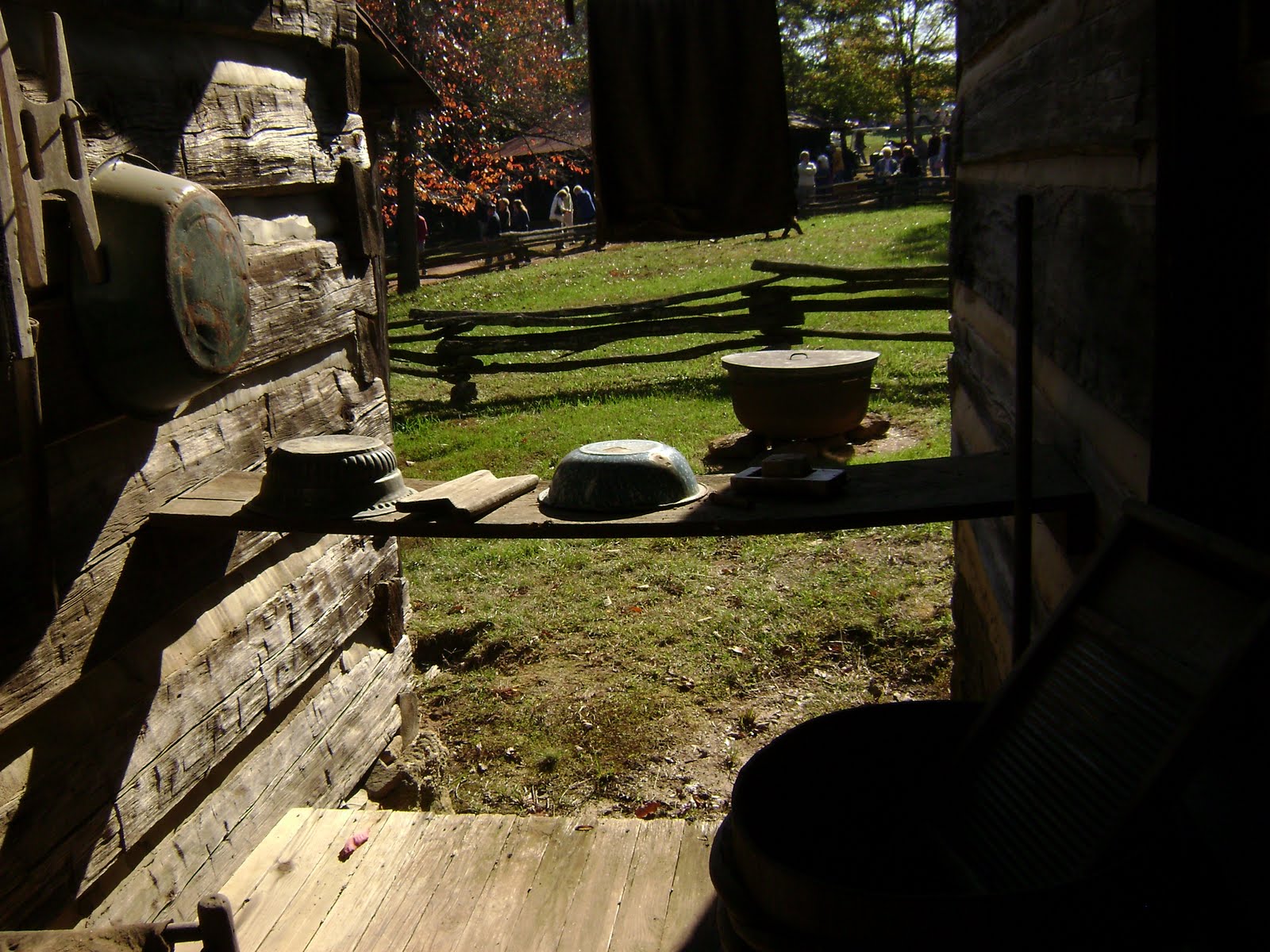 THE CABIN IN THE WOODS: HART SQUARE