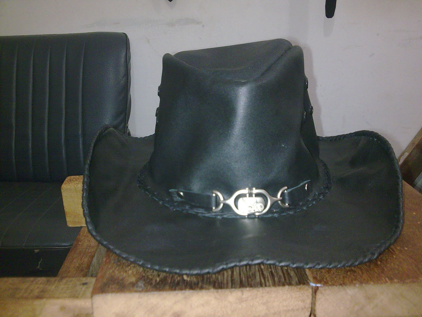 Jenggodeen Handmade Leather: Topi Koboi / Cowboy Hat (TK001)
