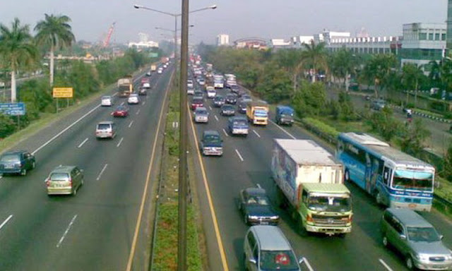 Jalan Raya Utama: Jalan Tol Jakarta-Tangerang