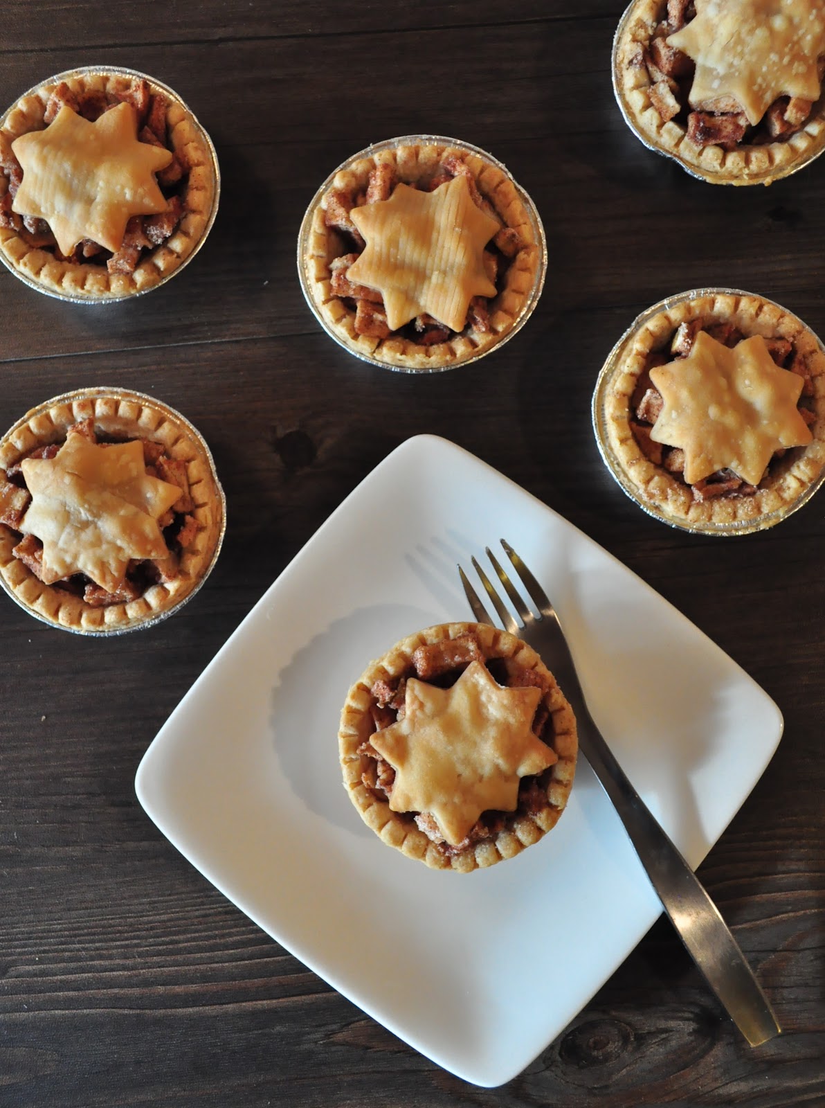 My Tiny Oven: Mini Apple Pies