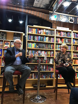 Kittling: Books: At The Poisoned Pen with Thomas Perry!