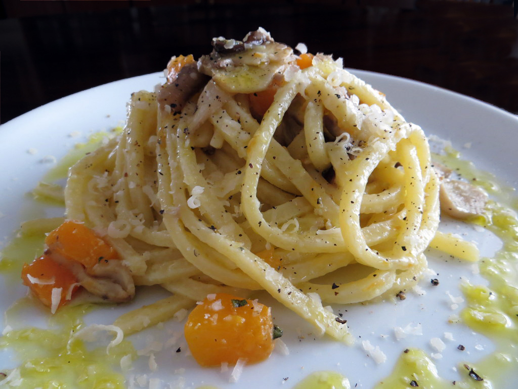 Tra Pignatte e Sgommarelli: Le mie ricette - Troccoli con funghi ...