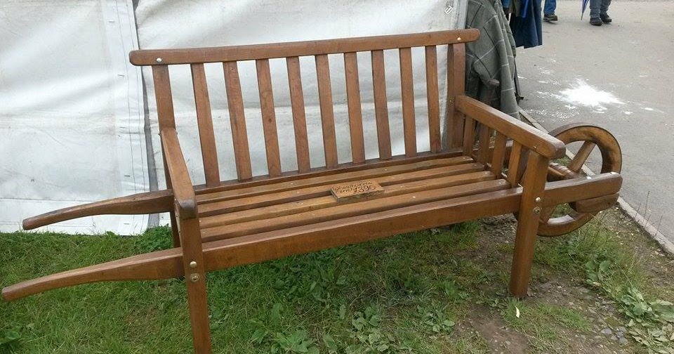 Wheelbarrows: Wheelbarrow bench