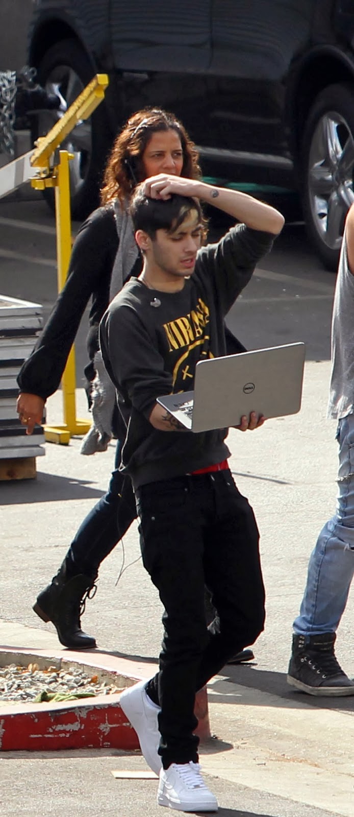 One Direction Sagging 2022