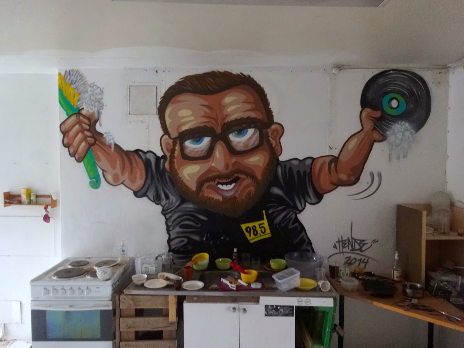 Hendenvaara: Radio Helsingin Njassa