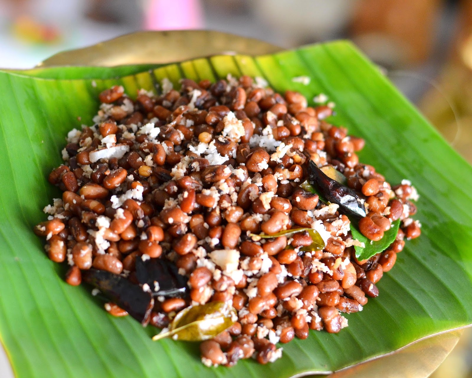 KARAMANI SUNDAL RECIPE WITHOUT SOAKING - THATTA PAYARU SUNDAL | Chitra ...