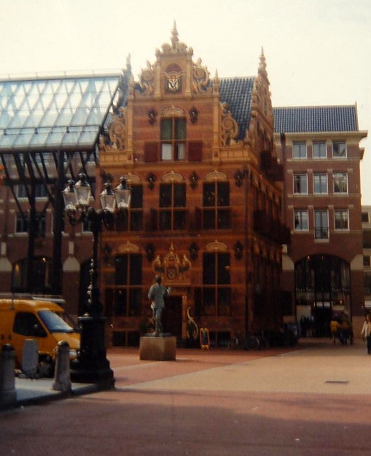 Amintiri din Groeningen / Memories of Groeningen | Traveling Hawk