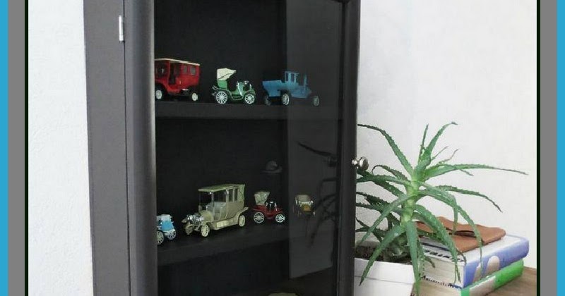 DIY And Household Tips: How To Build A Shadow Box Display