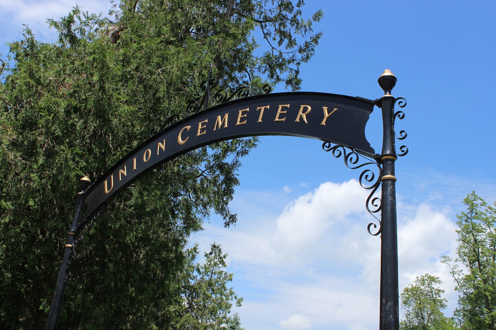 Discovery PA: The Bleeding Tombstone of Union Cemetery