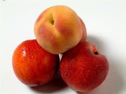 Diversificarea alimentatiei la bebelusi: Piersica