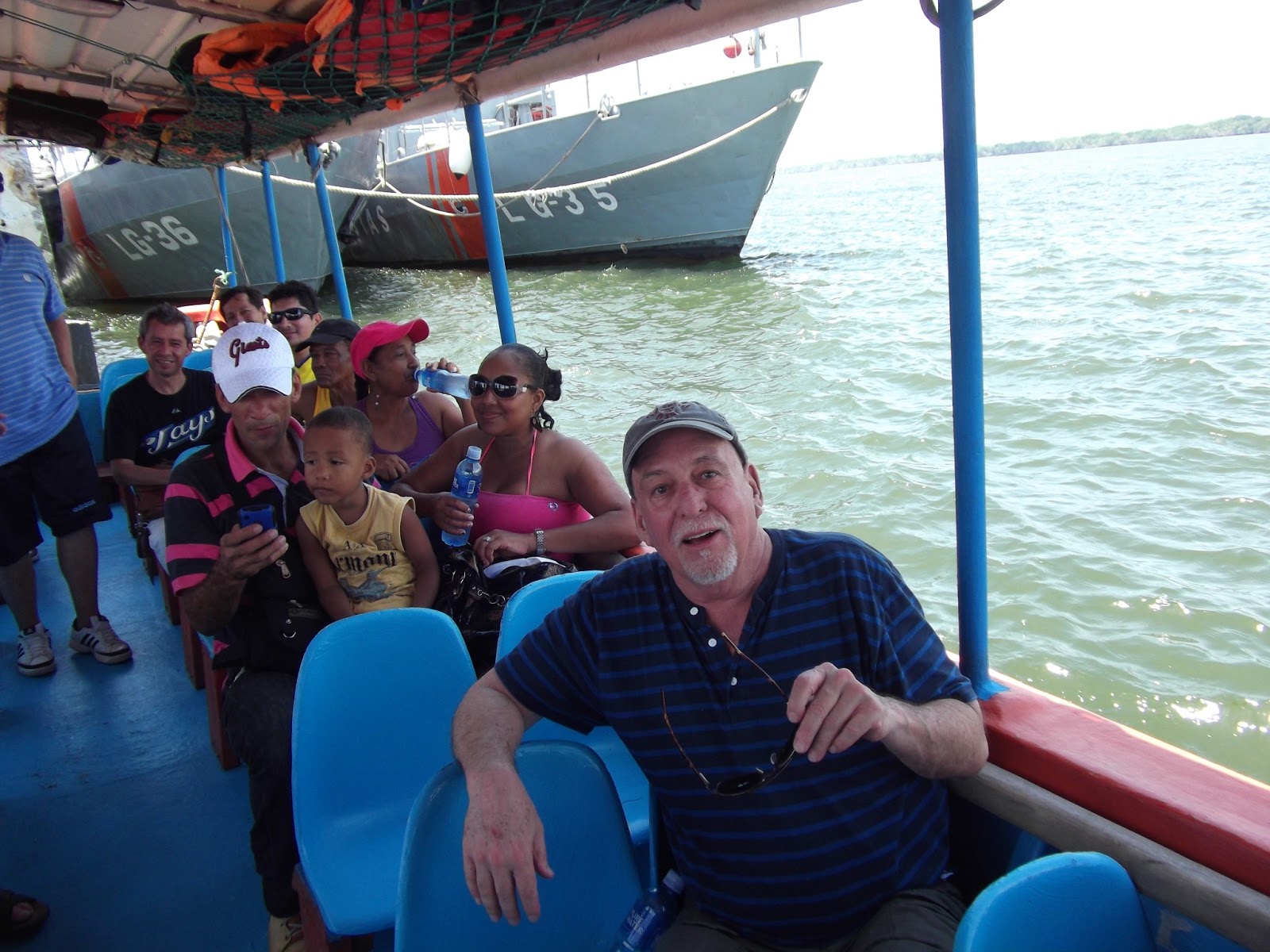 AAA LIVING IN CUENCA: Trip to Machala, Ecuador - the banana capitol of ...