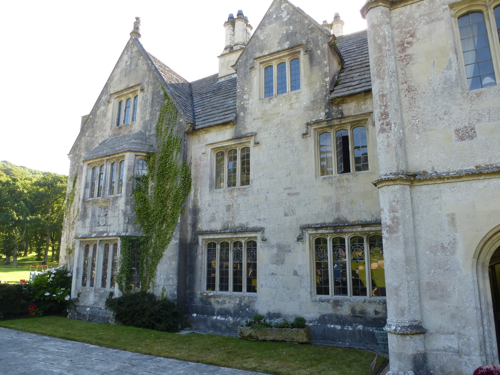 Grey Muse: The Lagonda at Creech Grange ...