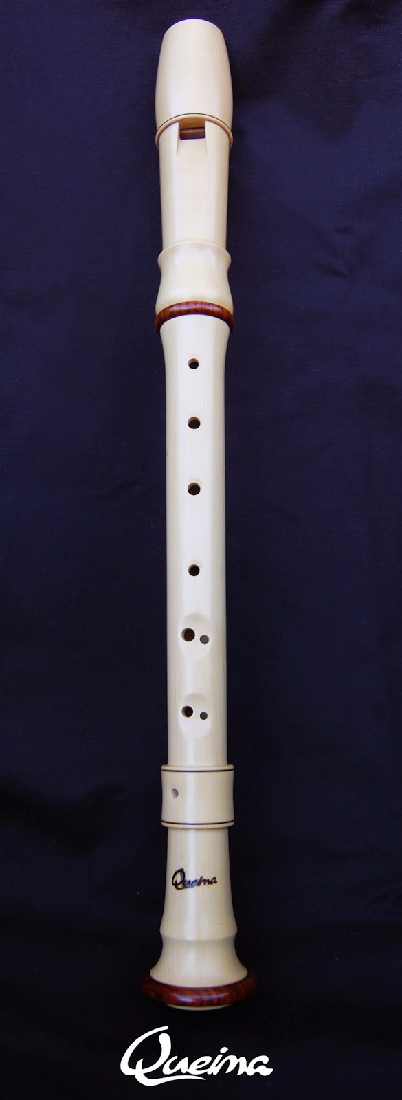 Instrumentos tradicionais: - Pito