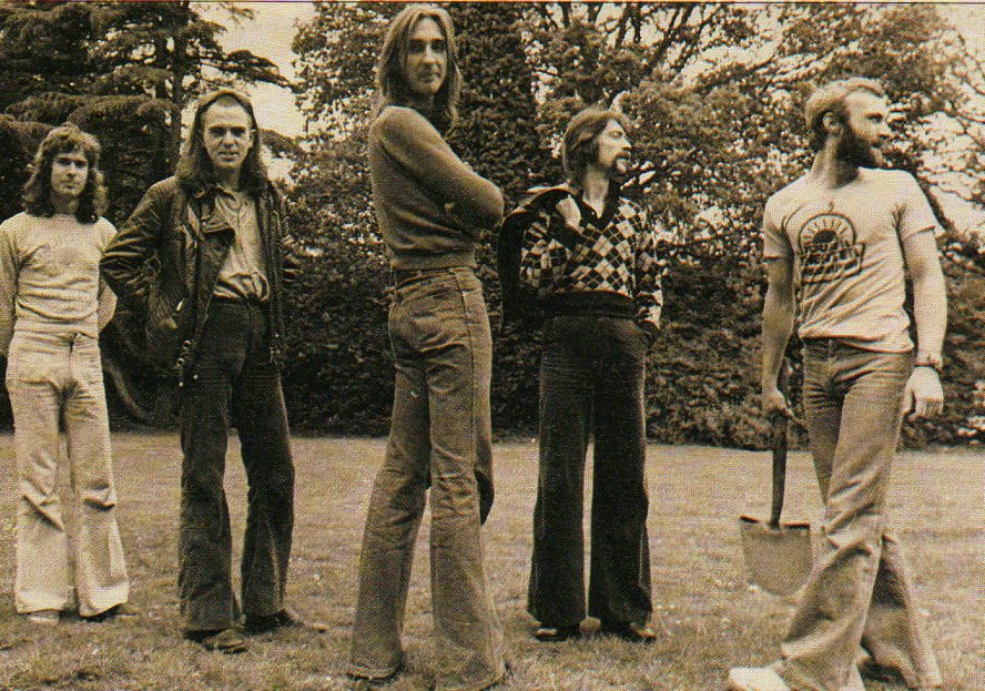 Foto-Galerie: Genesis 1967-75 - GENESIS - 1966 bis 1977 - Deutscher ...