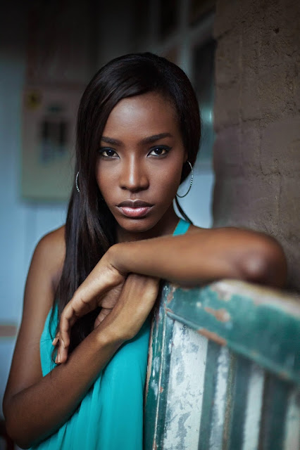 OLTRE IL MURO: ARTE e FOTOGRAFIA: THE ATLAS OF BEAUTY | MIHAELA NOROC