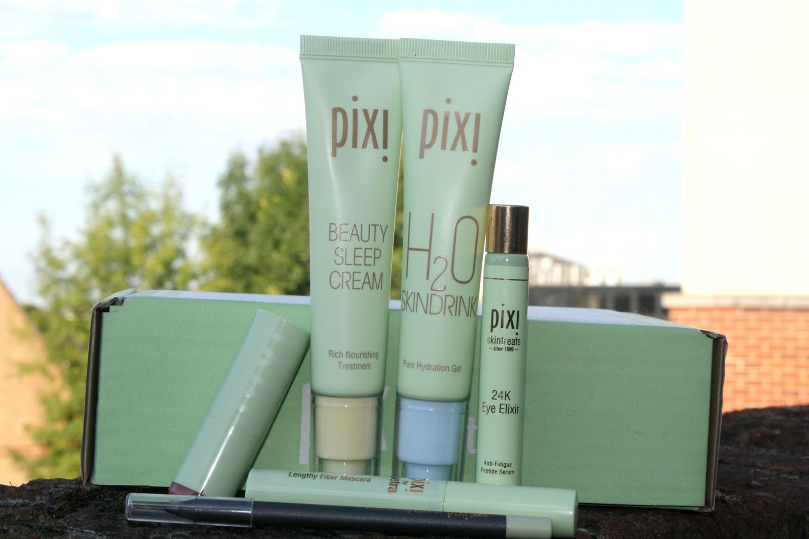 Beautyqueenuk | A UK Beauty and Lifestyle Blog: Pixi by Petra - New Beauty