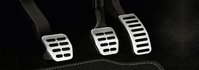 10 pasos para aprender a manejar un auto estándar « #AUTOFAME Blog