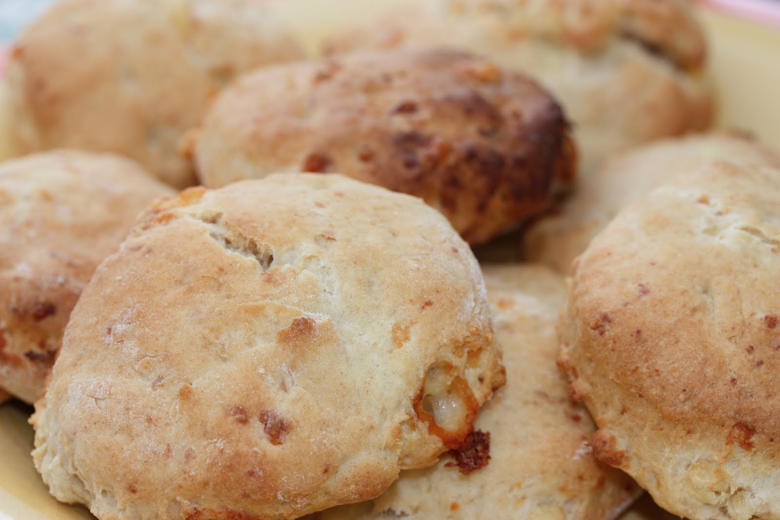 Blossom And Snowflakes: Cheesy Scones