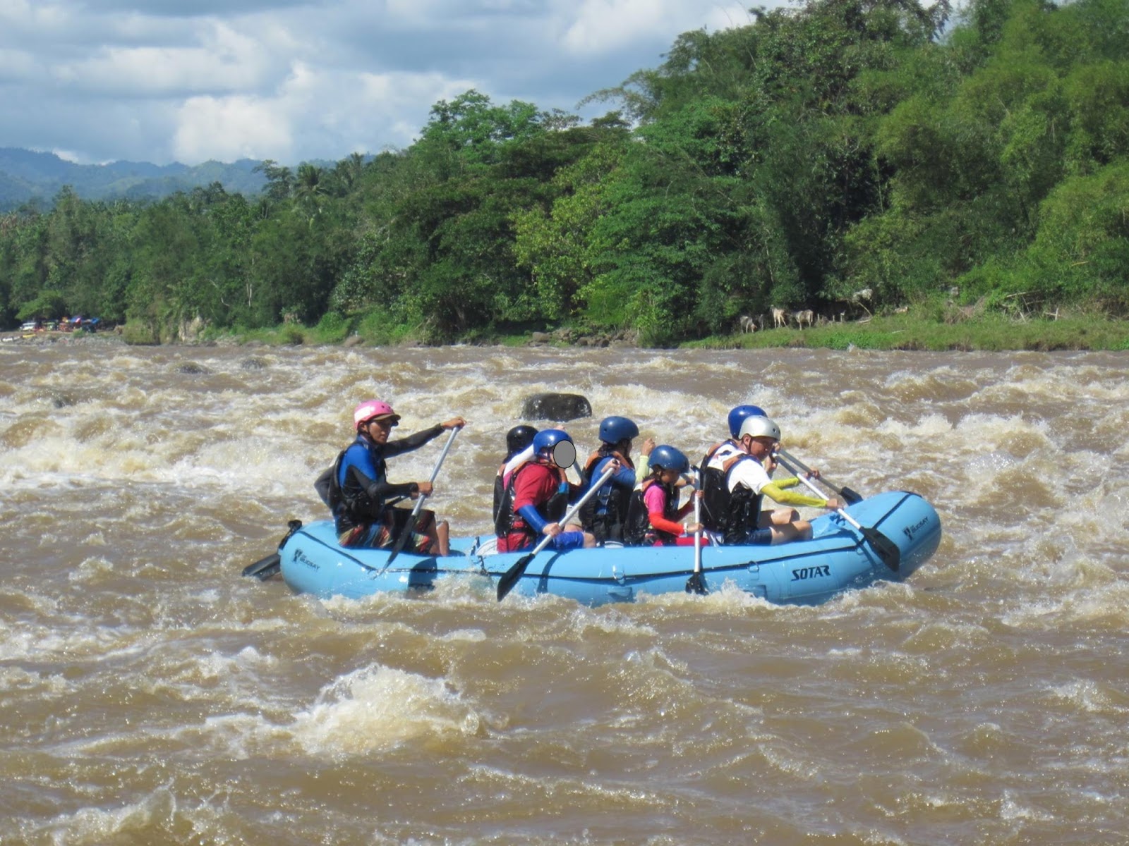 Stay, Stray, Play and Feast: White Water Rafting in CDO Extreme ...