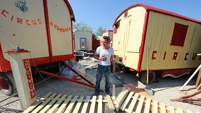 THE BALLOON MAN: 2011-04-17