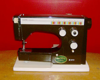 Vintage Sewing Machines: Viking 64 40