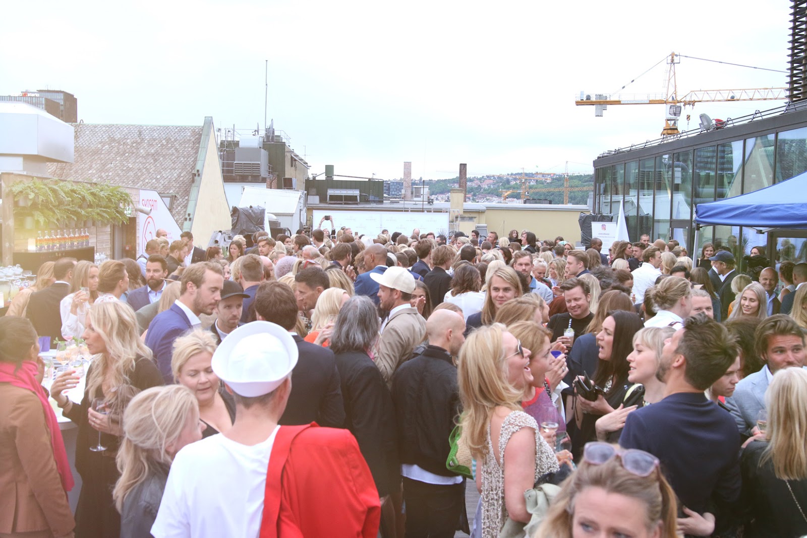 FASHION IN OSLO: ELLE summer party 2016: Smashing colors