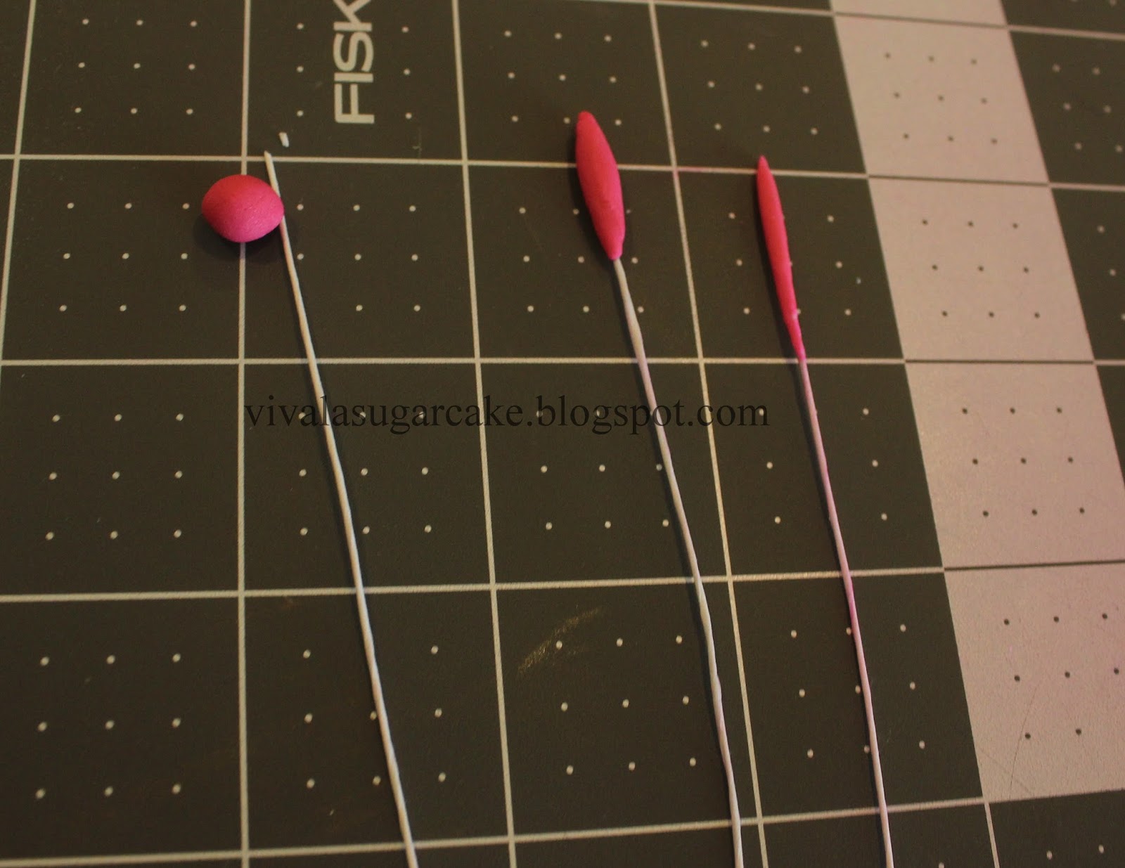 Viva La Cake I Blog: Tutorial : How to make a fantasy flower