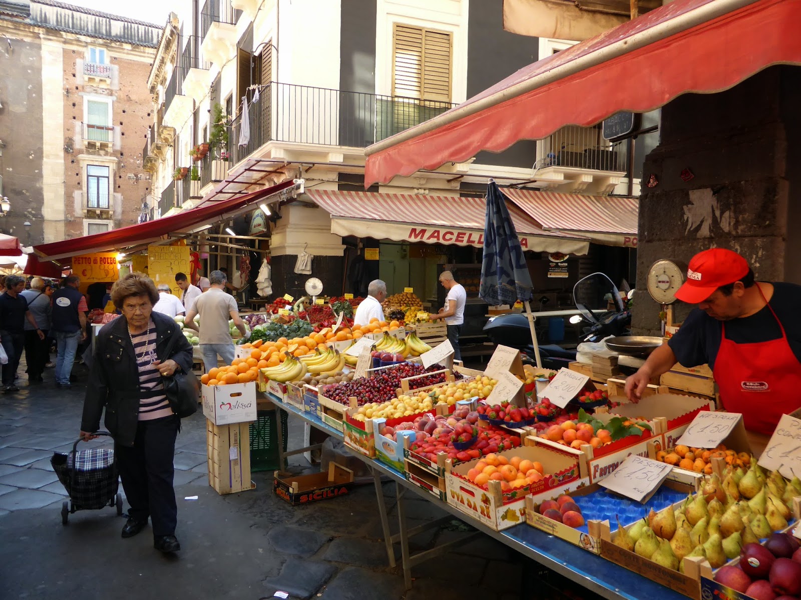 Envoy In The Med: CATANIA’S FABULOUS MARKET AND SPECTACULAR MT ETNA