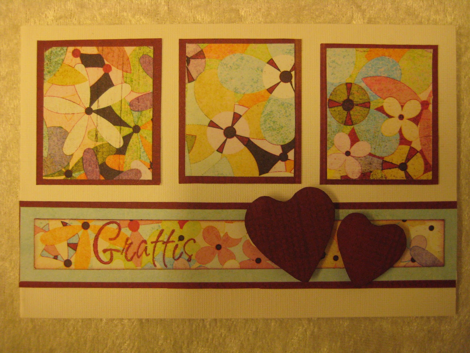 Ales Scrap & Pyssel: Grattiskort med blommor och hjärtan