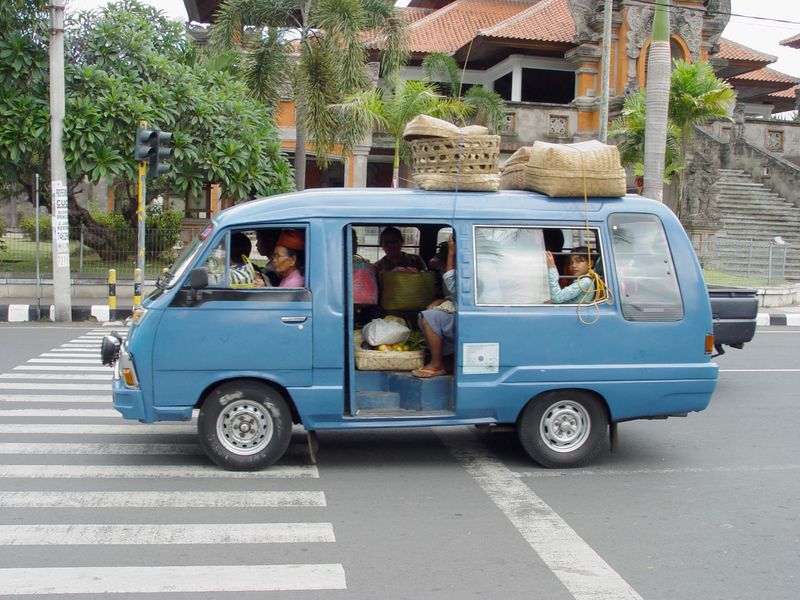 Bali - Shuttle buses for Ubud