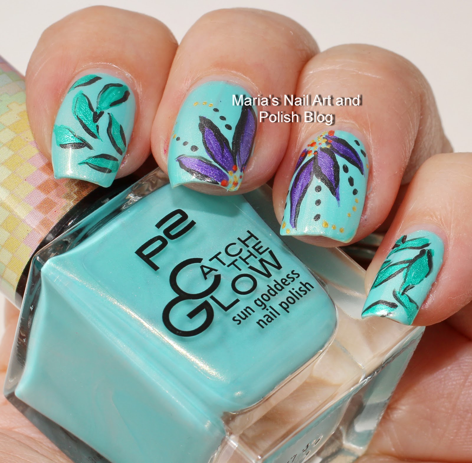 Marias Nail Art and Polish Blog: Abstract floral nail art on Chilly Breeze