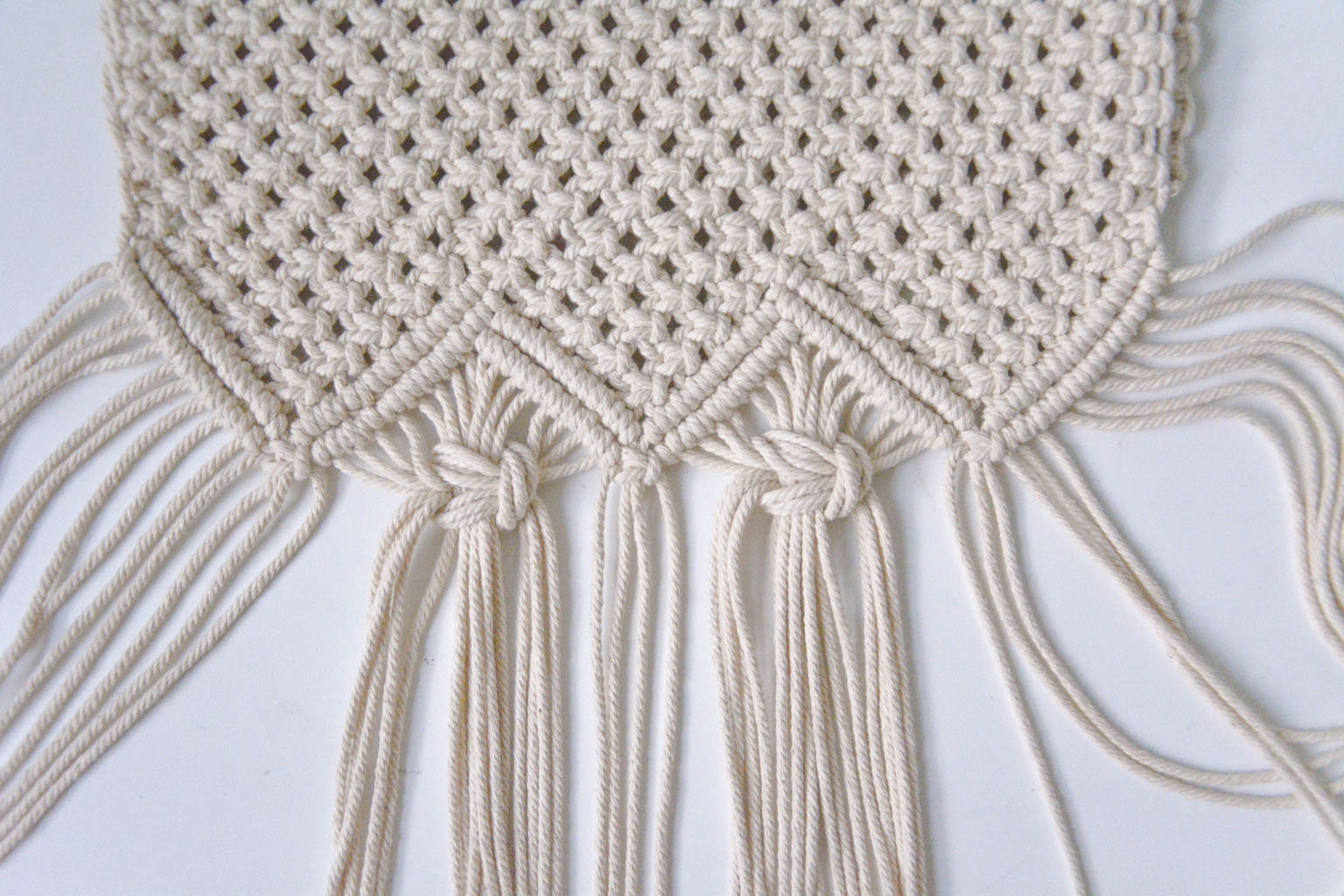 Cómo hacer un bolso de macramé paso a paso - Dibujos de Colores