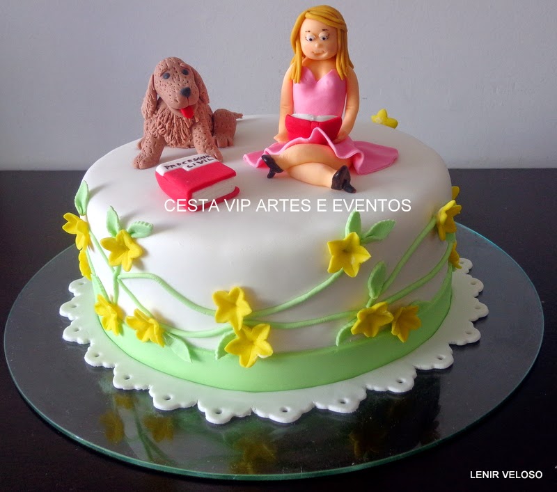 CESTA VIP ARTES E EVENTOS: BOLO DECORADO COM CACHORRO E ESTUDANTE DE ...