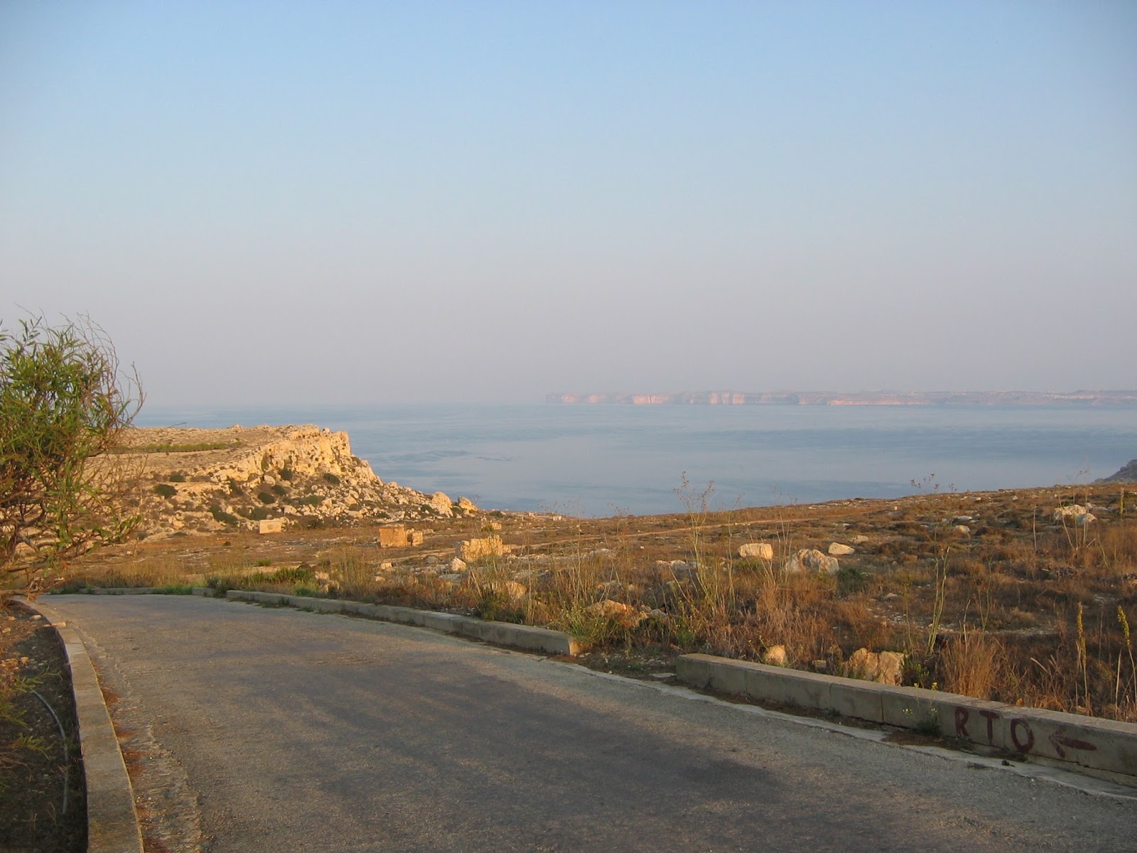 Malta and Gozo Natural Scenery: Fomm Ir-Rih