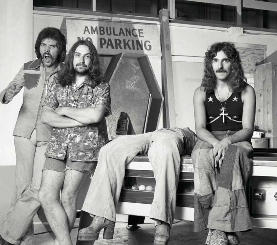 Crystal Logic: Black Sabbath - Sabotage : Heavy, strange, schizophrene ...