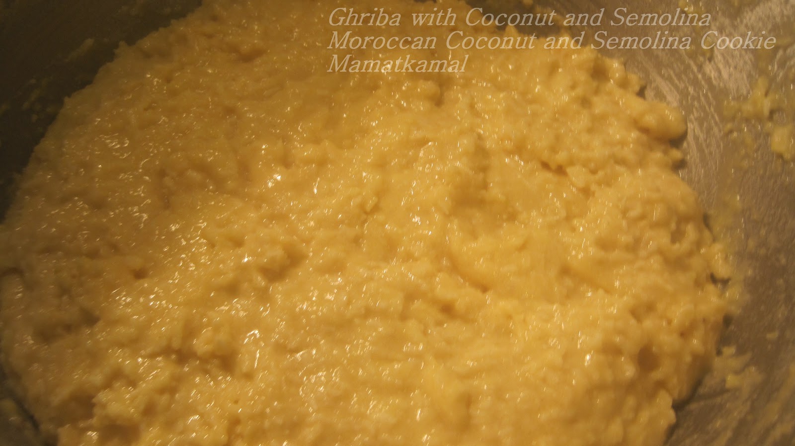 Pâtisserie Marocaine: Ghriba with Coconut and Semolina/Moroccan Coconut ...