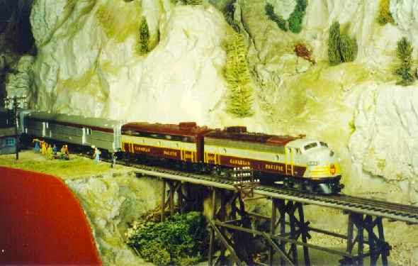 View Ken Epp's Cougar River Subdivision on-line | model train for hobby