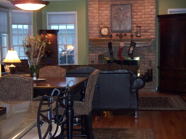 C.B.I.D. HOME DECOR and DESIGN: STALKING COLOR