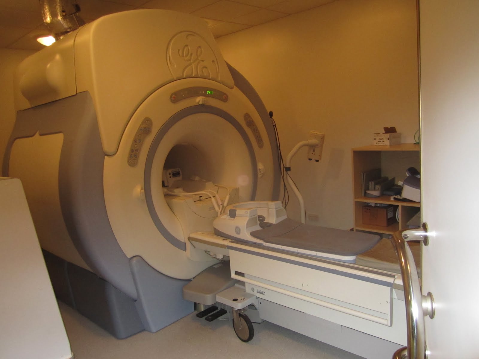 Life's Roller Coaster - http://GregLW.blogspot.com: January 1971