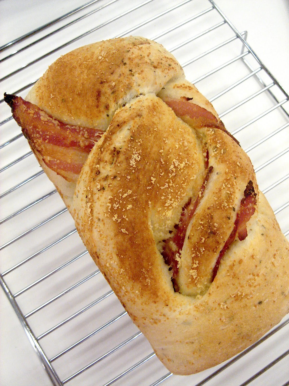 East meets West: Bacon Loaf and Coffee & Almond Bread Rolls @ ABC ...