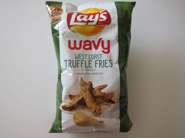 Review: Lay's - Wavy West Coast Truffle Fries Potato Chips