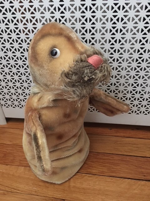 MY STEIFF LIFE: Thumbs Up Over This Fantastic Paddy Walrus Hand Puppet!